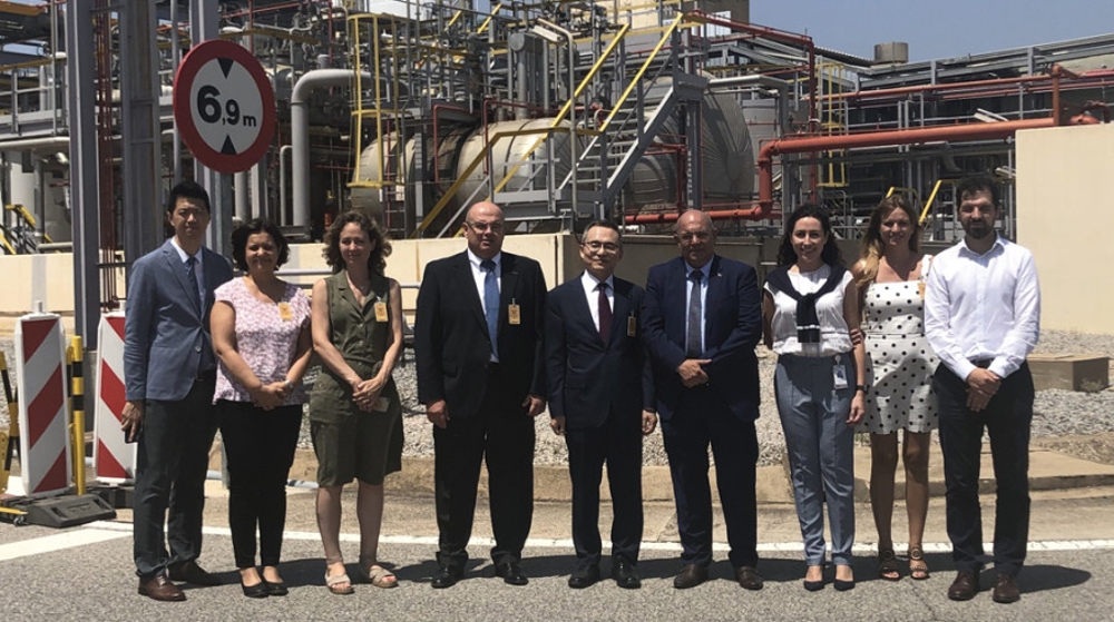 SK Primacor Europe presenta sus planes de futuro al cónsul de Corea