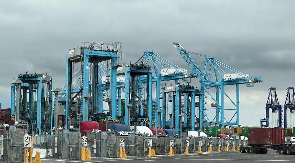 Kalmar suministrará dos straddle carriers eléctricos a APM Terminals ...