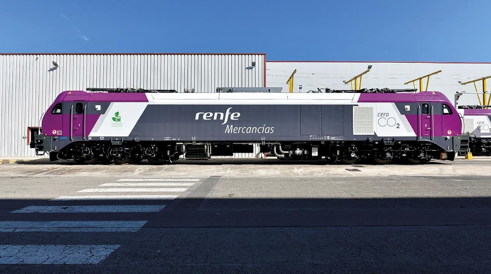 Stadler Valencia entrega a Renfe Mercancías seis locomotoras de gran potencia