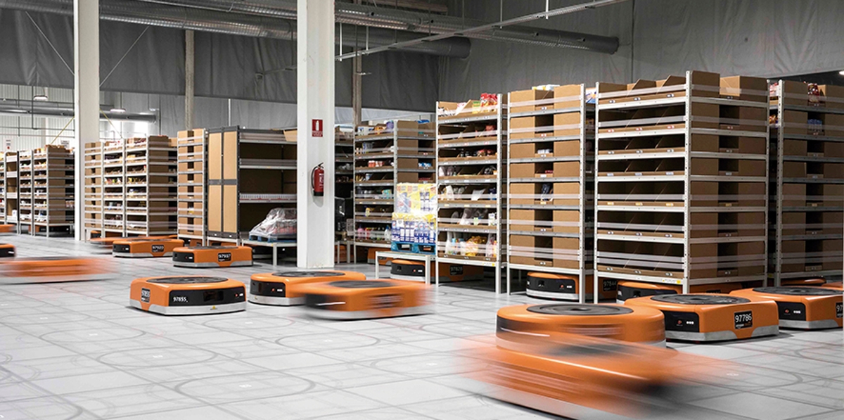 Amazon expande su red logística en España con su primera estación ...
