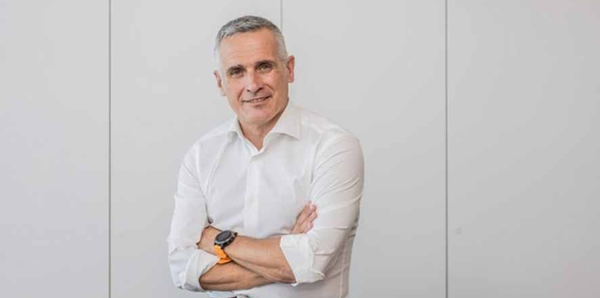 Fernando Val, nuevo director general de Naviera Armas Trasmediterránea