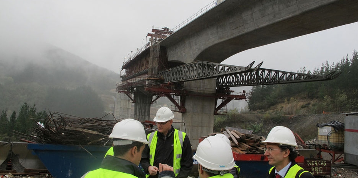 La Nueva Red Ferroviaria Vasca absorberá el 60% de la inversión de ...