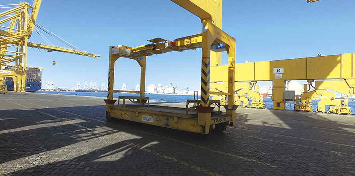 TEC Container instala ocho nuevos spreaders para carga ...