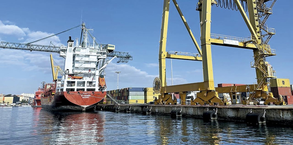 Los Graneles Sólidos Impulsan Los Tráficos De Cartagena Hasta Febrero