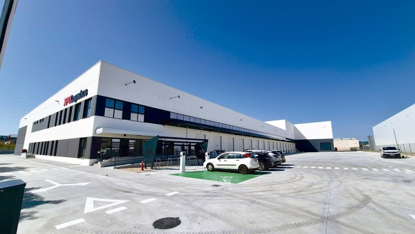 PK Blue Industrial & Logistics entrega a XPO Logistics una nave en Júndiz