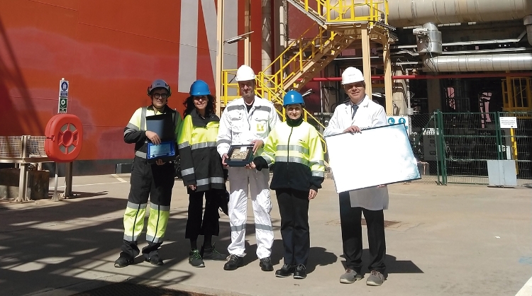 Saggas descarga el buque metanero 1.000 de su historia